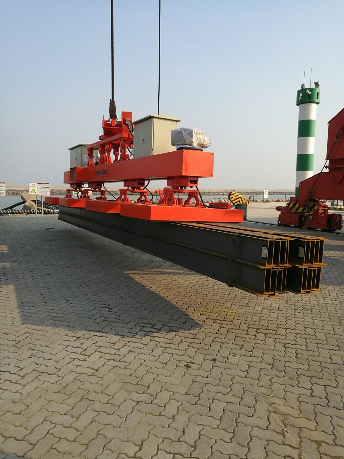 Steel H-Beam Bundle Lifter - Lifting Electromagnet 20 Ton | HVR MAG