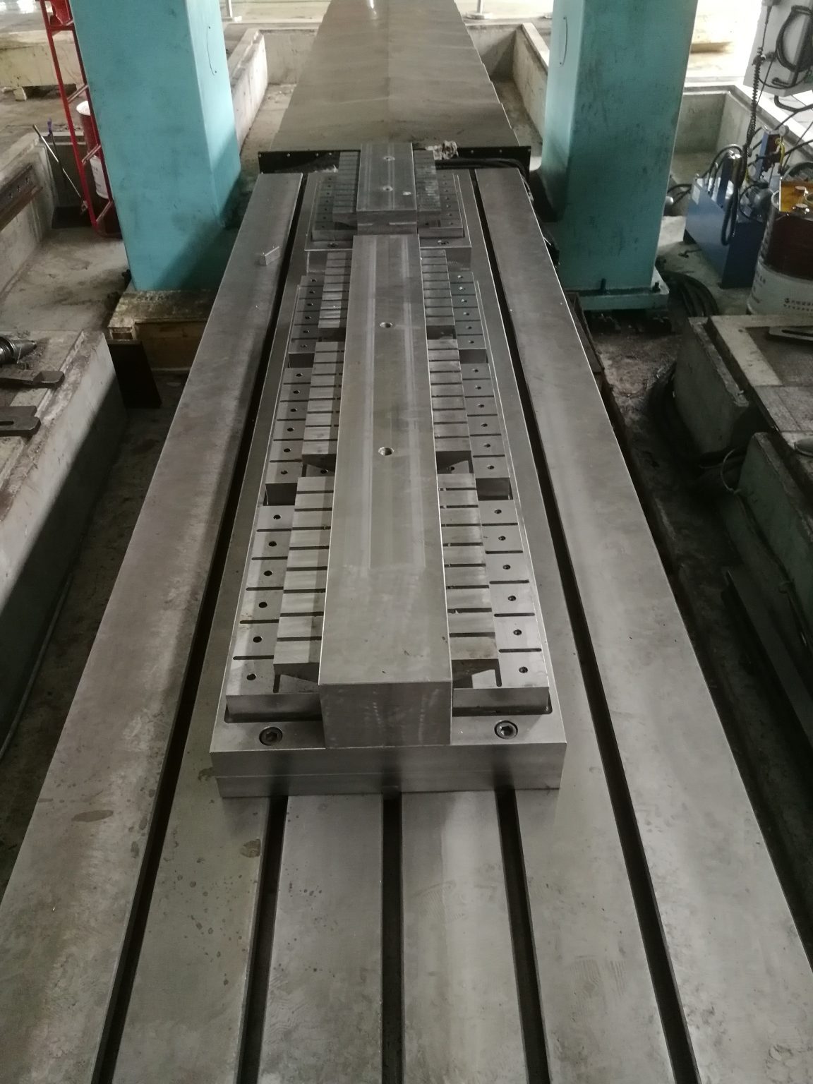 Magnetic Chuck for Milling - Something You Need to Know | HVR MAG