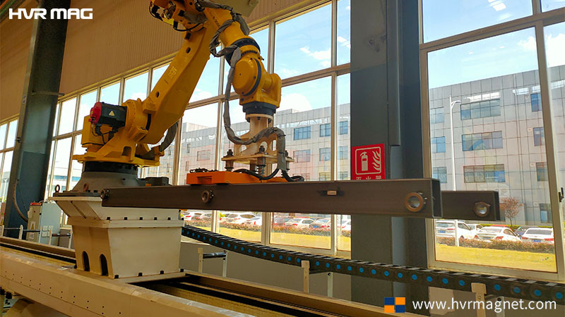 Exploring Different Types of End Effectors | HVR MAG